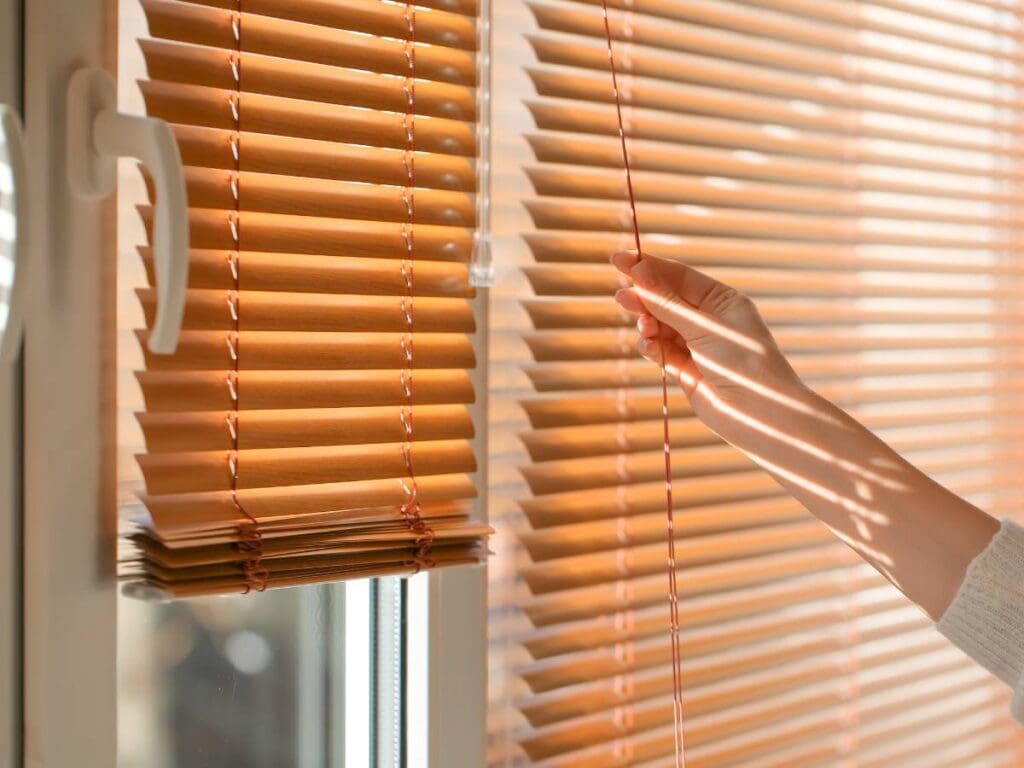 Choosing the Perfect Hue: Finding the Right Colored Blinds for Your ...